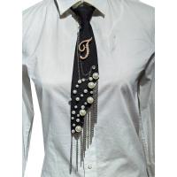 China Wholesale Letter T Pearl Brooch Necktie Handmade Faux Pearl Alphabet Pin with Iron Chain Tassel Decorative Polyester Tie for Women (Black) for sale