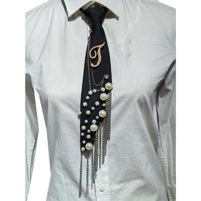 China Wholesale Letter T Pearl Brooch Necktie Handmade Faux Pearl Alphabet Pin with Iron Chain Tassel Decorative Polyester Tie for Women (Black) for sale
