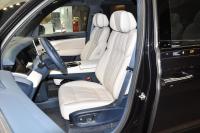 China Geely Zeeker 009 2023 Year Electric Car We Me Edition 400kW Maximum Power Luxury MPV for sale