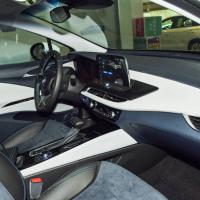 China Buick Micro Blue 6 Phev Electric Car Suv With Left Hand Steering 135kw Maximum Power for sale