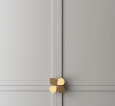 China OEM 20mm Aluminium Petal Kitchen Cupboard Handles For Cabinet for sale