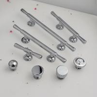 China Elegant Zinc Alloy Silver 128mm Handle And Knobs With Ergonomic Design for sale