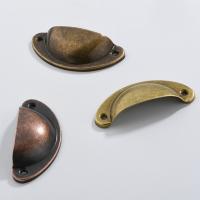 China Metal Kitchen Drawer Cabinet Door Handle Shellantique Brass Door Cabinet Knobs RCW-26986 for sale