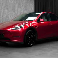 China PET Liquid Ruby Red Car Wrap Vinyl 1.52x17m Super Glossy Air Bubble Free Decorative Film for sale