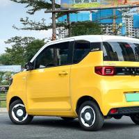 China Macaron Yellow Lemon Car Wrap Vinyl Film 1.52x17m 160 Micron Glossy Paint Protection for sale