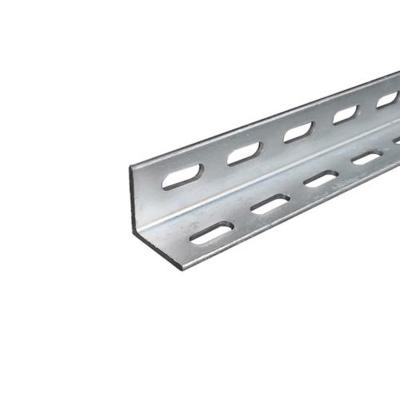 China Galvanized Slotted Angle Iron 90 Degrees with 50-100mm Hole Spacing for Construction and Storage Systems for sale
