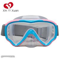 China Professional Wide-View Diving Mask with Anti-Fog Coating and Adjustable Headband for Clear Underwater Vision for sale