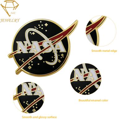 China Souvenirs Iron 3mm Thickness Soft Enamel Lapel Pins for sale