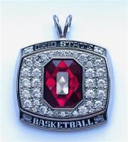 China Anti Allergic Sports Diamond Pendant Necklace Mirror Polished for sale