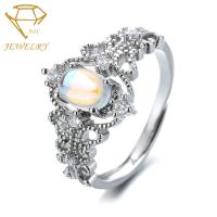 China Adjustable Moonstone Personalized Silver Ring Nickel Free for sale
