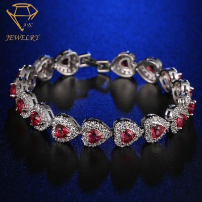 China Heart Shape CCT 7.6 Inches Diamond Bracelets For Women for sale