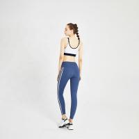 China Tolerence 2cm Women Active Wear Sweat Wicking Seamless Yoga Sets for sale