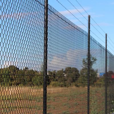 China Green PVC Chain Link Fence 65mm 70mm 75mm Mesh Chain Link Fencing for sale