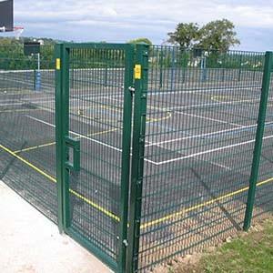 China 18m Wire Mesh Fencing Rolls 10 Gauge Welded Wire Mesh Panels for sale