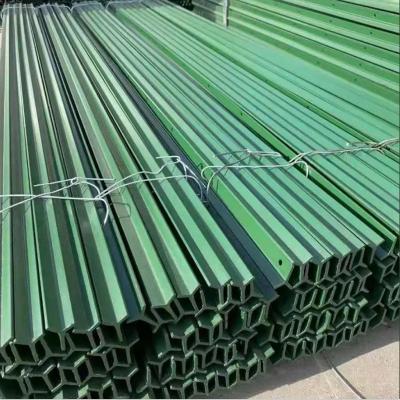 China Non Painted Green Painted Galvanised Y Post Star Picket 1.33lbs/ft Weight for sale