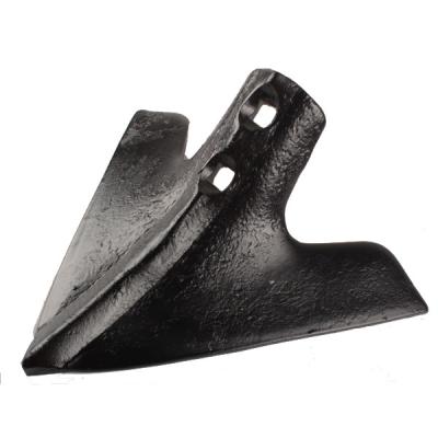 China Wear Resistant Castings Tillage Point Chisels Plow Sweep Coulter / Cultivator Ripper Points for sale
