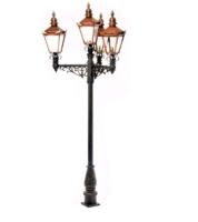 China Black European Style Cast Iron Street Lamp Post Painting Finish for sale