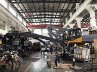 China Material Handling Fixed Grab Machine 37KW 8900mm Arm for Scrap Waste Wood for sale