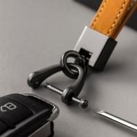 China Car Genuine Leather Keychain Custom Handmade Luxury Keyring for sale