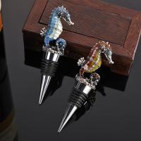 China Animal Head Metal Wine Bottle Stoppers Custom Engraved Enamel Color for sale