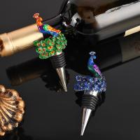 China Animal Head Metal Wine Bottle Stoppers Custom Engraved Enamel Color for sale