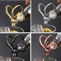 China Custom Metal Wine Bottle Pourer Animal Shape Zinc Alloy Material for sale