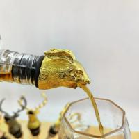 China Metal Animal Head Wine Pourer Zinc Alloy Material Customized for sale