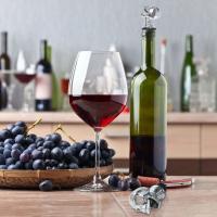 China 304 Stainless Steel Skull Wine Pourer Metal Wine Accessories For Halloween Gift for sale