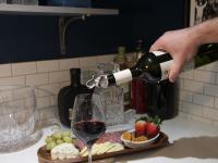 China Custom Elephant Animal Wine Decanter Pourer Bar Accessories for sale