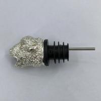 China Custom Animal Head Wine Pourer Metal Wine Mouth Zinc Alloy Yak Bottle Pourer for sale