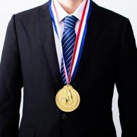 China Custom Brass Award Medal with 20mm-80mm Size and 1.5-5mm Thickness for Sports Events for sale