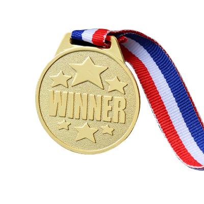 China Custom Award Medal with 1.5-5mm Thickness 100pcs MOQ and 3-7days Sample Time for Sports and Games for sale