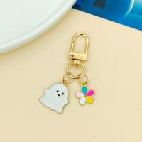 China Keyring Horror Gifts Bulk Halloween Decor Purse Cute Little Kid Keychain for Teens Friends Couple Gift for sale