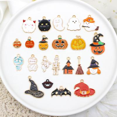 China Ghost Cute Spooky Boo Basket Stuffers Halloween Keychain for Women Men Kids Party Favors Cool Bag Charm for sale