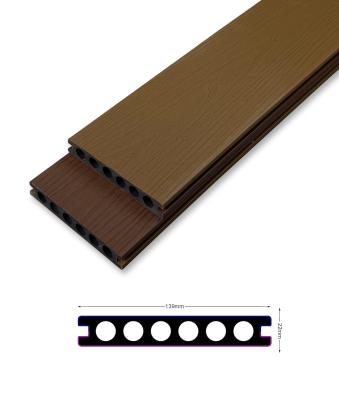 China Outdoor Hollow WPC Composite Deck Board 139x22mm Round Hole 3000mm for sale