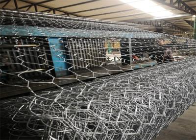 China Curved Gabion Baskets Heavy Galvanized Metal Gabion Cage for Retaining Walls 60x80mm Mesh for sale