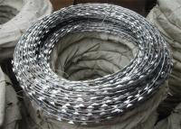 China Stainless Steel Concertina Razor Wire 2.5mm High Tensile 1400-1600 MPa Security Coil for sale