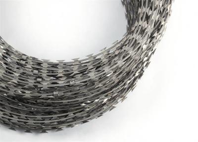 China Electric Galvanized Concertina Razor Wire BTO15 Anti Corrosion 0.5mm Thickness 2.5mm Wire Diameter for sale