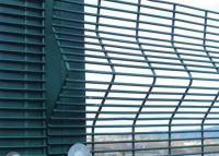 China High Security Welded Wire Mesh Fencing 3D Curvy Anti-Climb 4mm 2.4m Height for sale