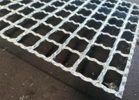 China Heavy Duty Steel Grating 30x5mm Load Bar Anti Corrosion Galvanized Flooring for sale