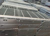 China High Strength Serrated Bar Grating Stair Treads 25x5mm for Catwalks Factories for sale
