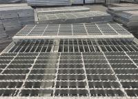 China High Strength Serrated Bar Grating Stair Treads 25x5mm for Catwalks Factories for sale